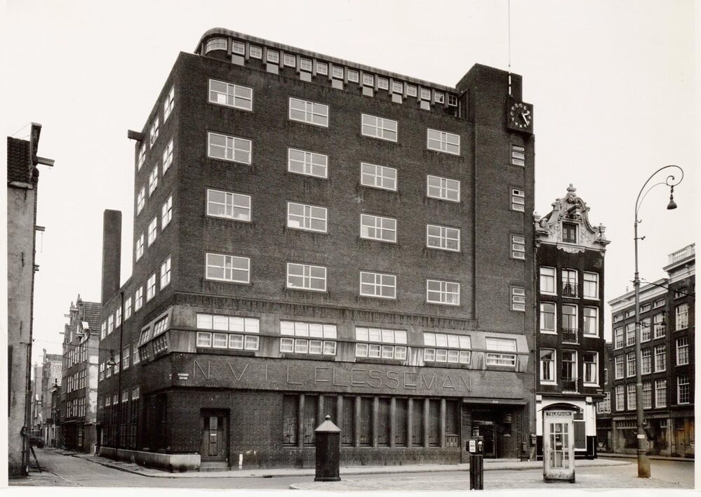 Wendingen - Amsterdamse School Platform | Details